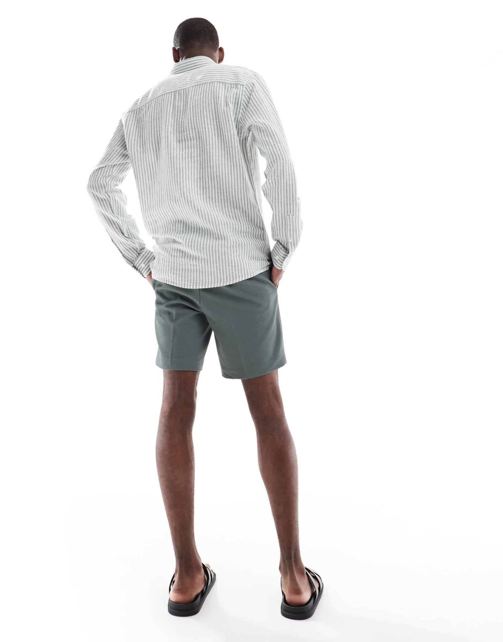 River Island waffle texture shorts in sage green – ASOS Sample Sale